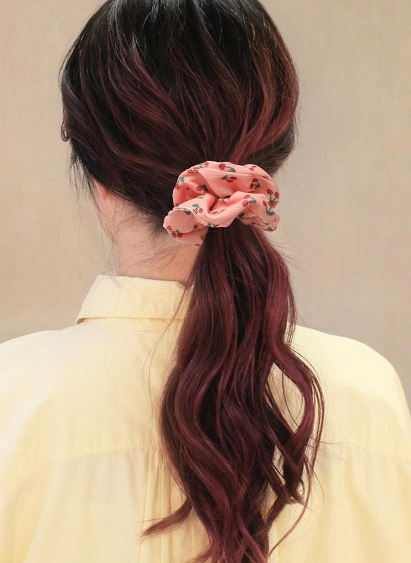 Cherry Scrunchies - 2 í pakka - Curvy & Stout