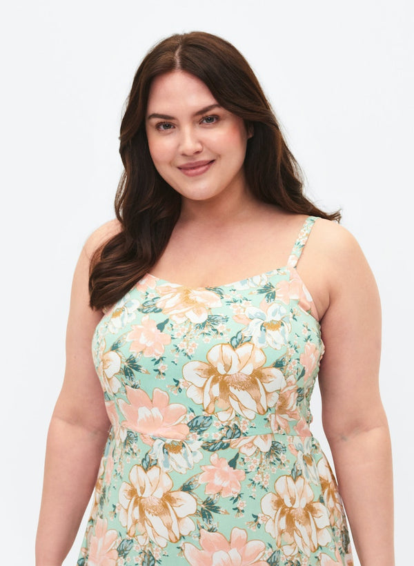 Macy Green Flower Kjóll - Curvy & Stout
